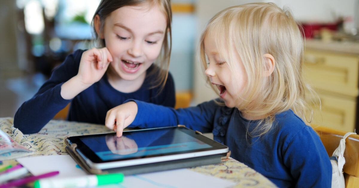 Healthy Digital Habits: Managing Screen Time for Preschoolers - Champions