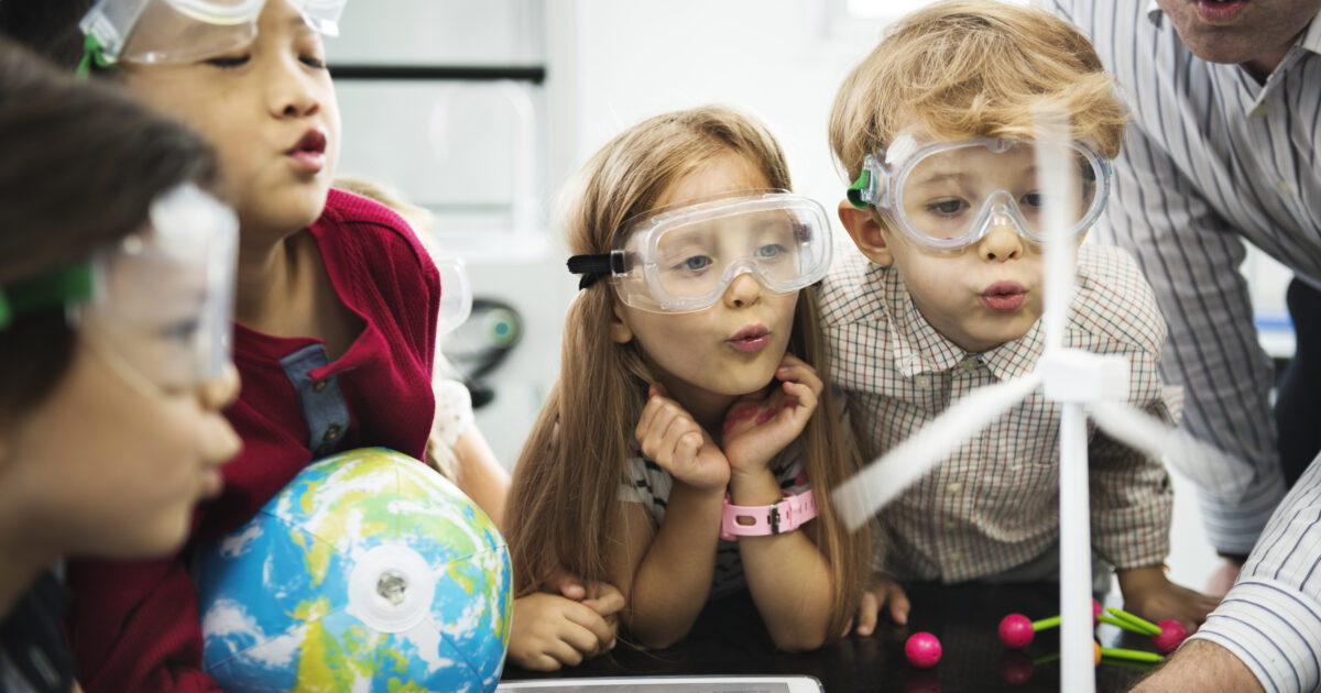 Sparking Curiosity: 5 Easy STEM Explorations for Preschool Wonderers ...